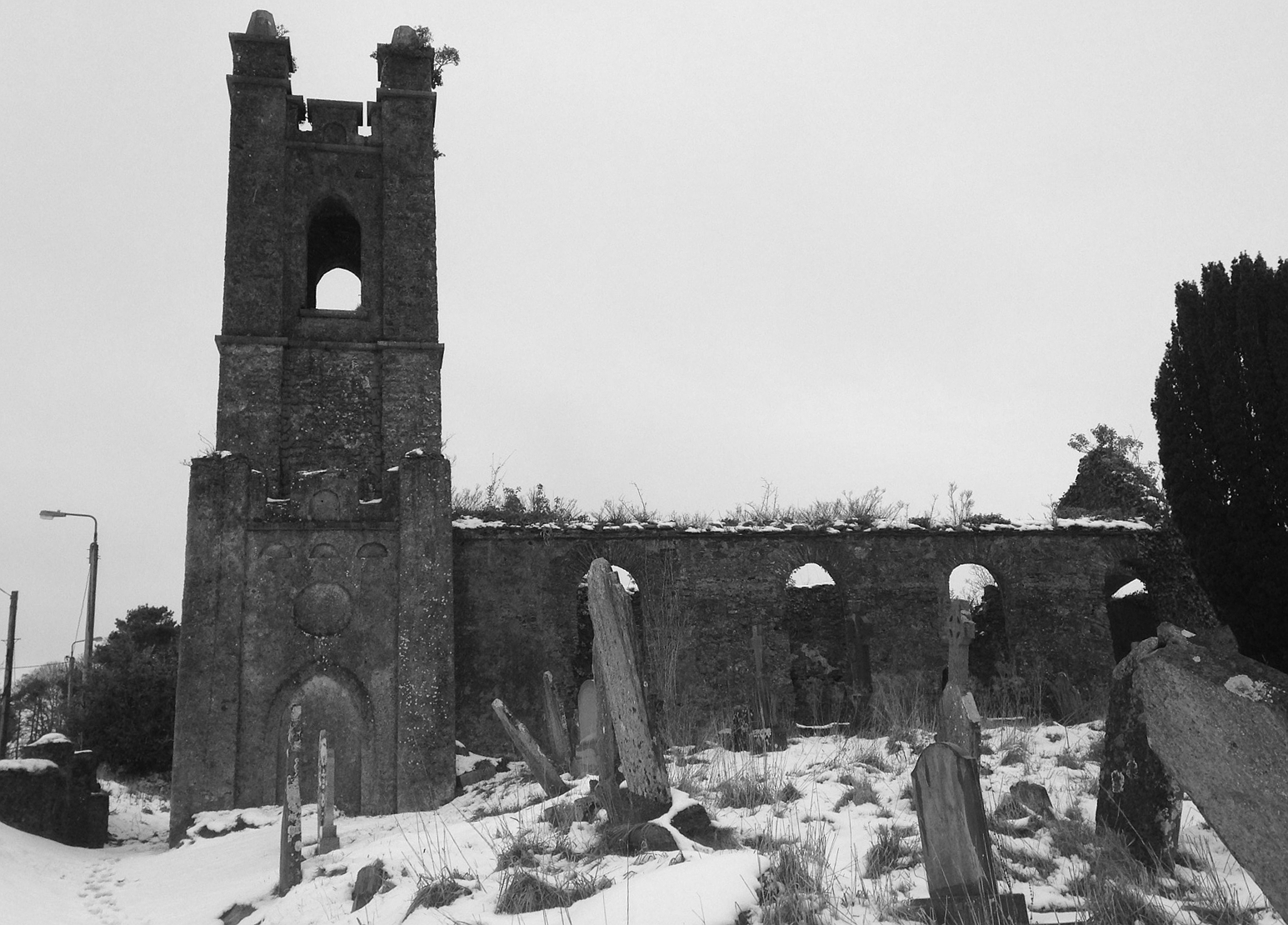 Magourney Church and Graveyard